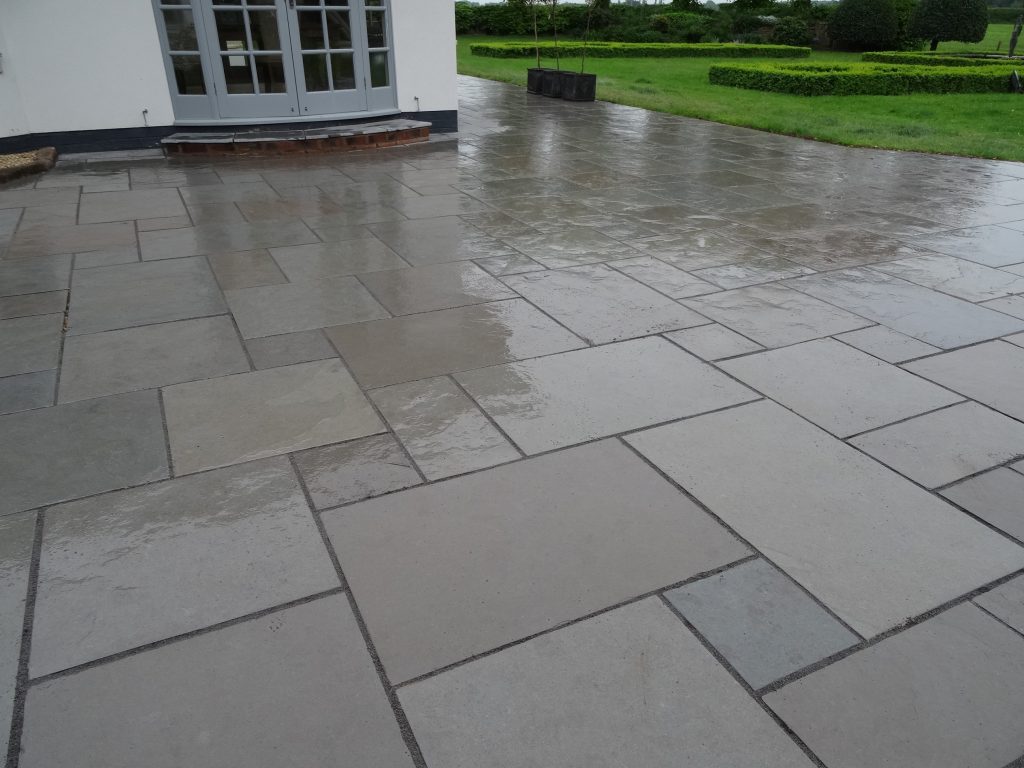 Grey Limestone – (Tumbled & Brushed) – 4 Size / 18m2 Project Pack ...